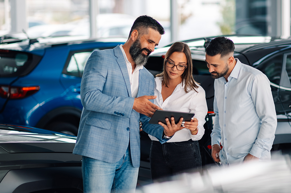 Digitalize your dealership – T-Systems