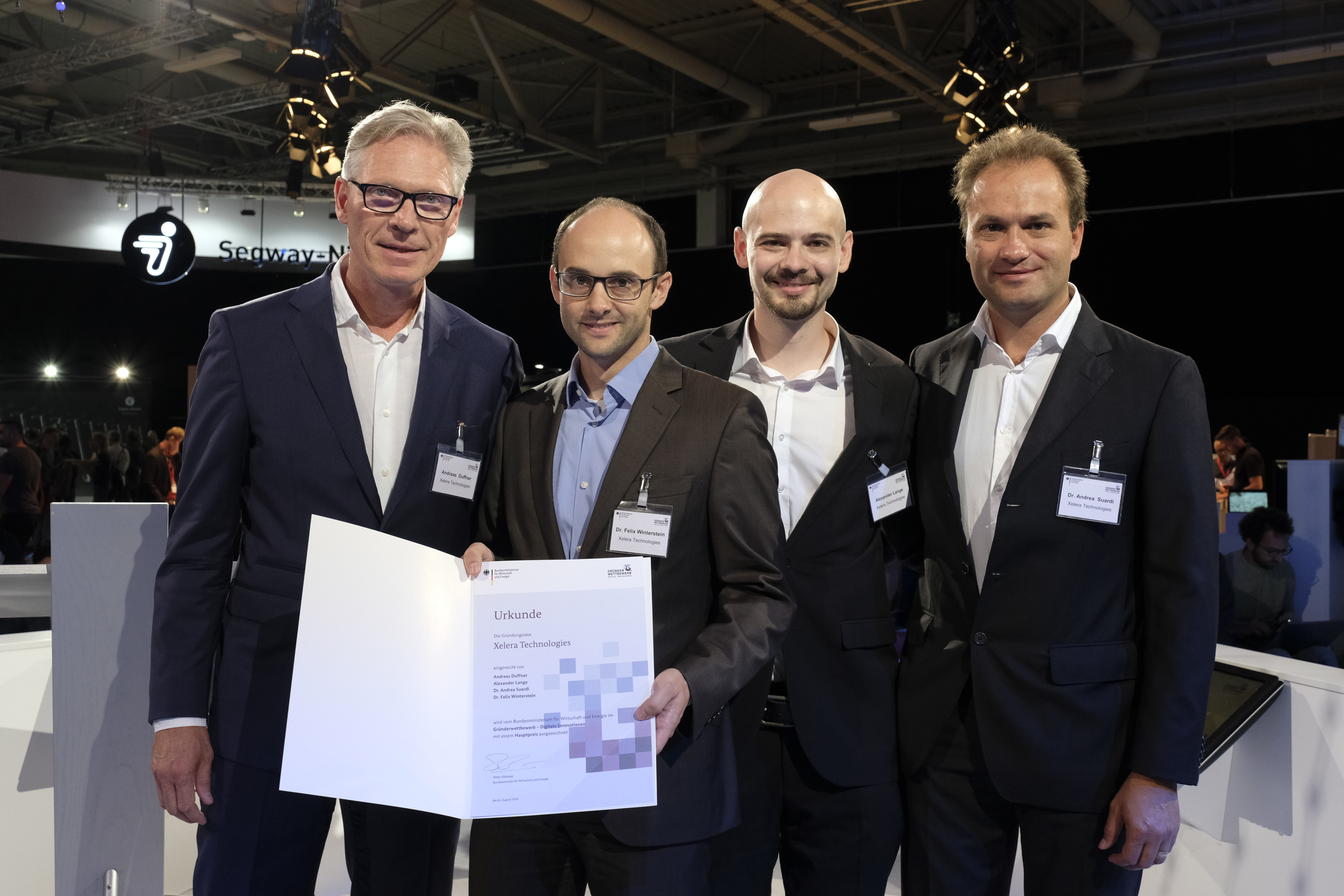 Xelera: Middleware ignites the application turbo