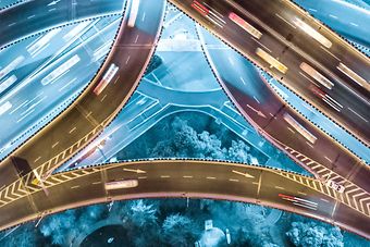 Digitale Dienste für Unternehmen und Institutionen | T-Systems